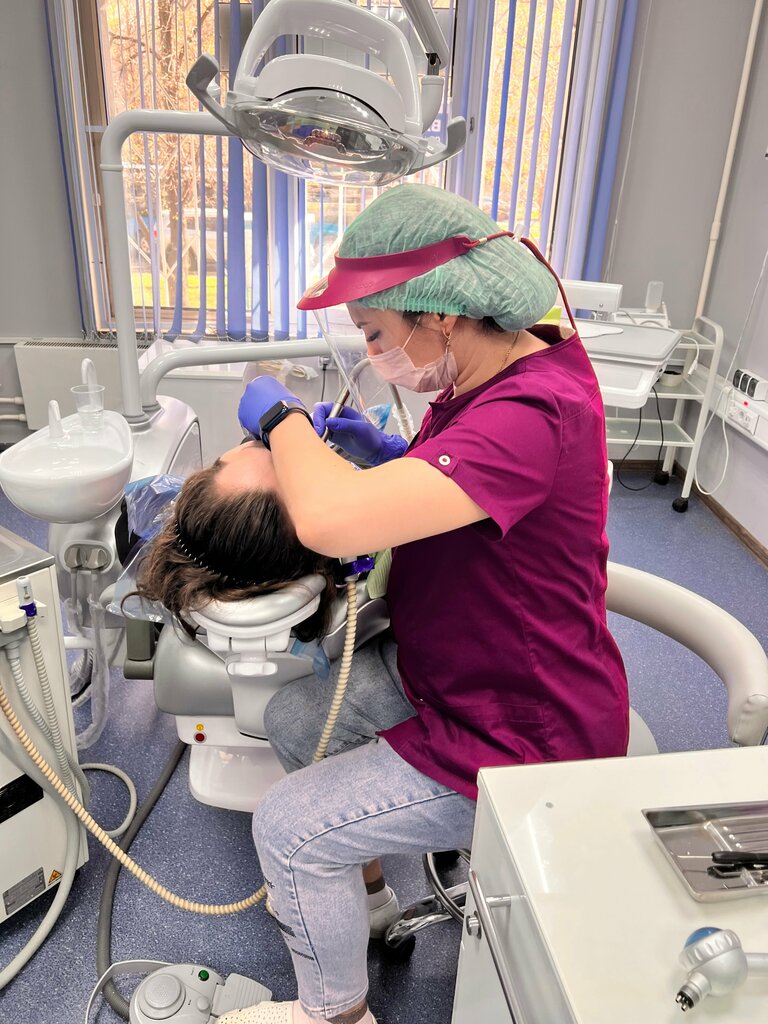 Özel ağız ve diş sağlığı klinikleri ve muayenehaneleri Stomatolog Murashova, Moskova, foto