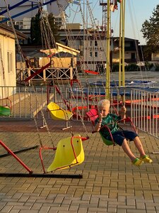 Малибу (Autonomous Republic of Abkhazia, Town of Gagra), lunapark  Gagra'dan