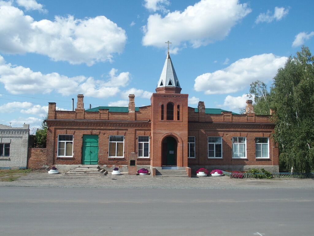 Ortodoks kiliseleri Церковь Серафима Саровского, Altayski krayı, foto