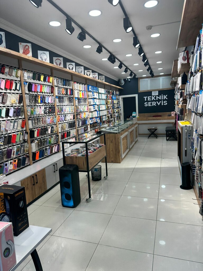 Cep telefonu ve aksesuarları satış mağazaları Ülkü İletişim, İstanbul, foto