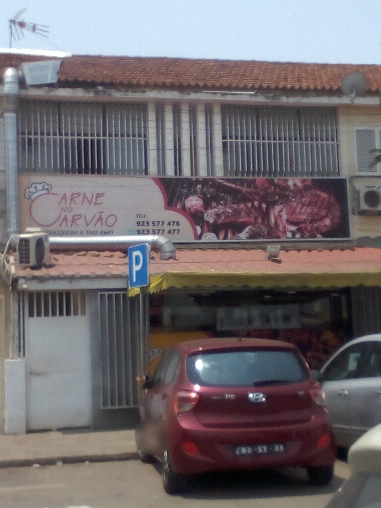 Restoran Tudo No Carvão, Loanda, foto