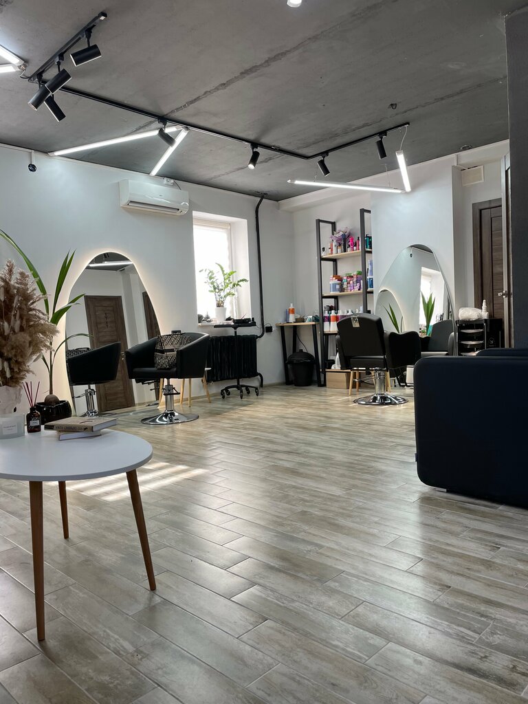 Kuaförler Rassvetova studio, Volgograd, foto