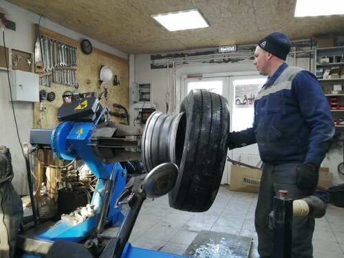 Oto lastik tamiri MasterShin, Tümen (Tiumenskaya) oblastı, foto