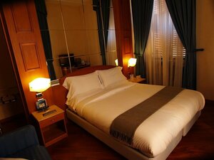 69 Manin Street (Via D. Manin No:69), otel  Roma'dan
