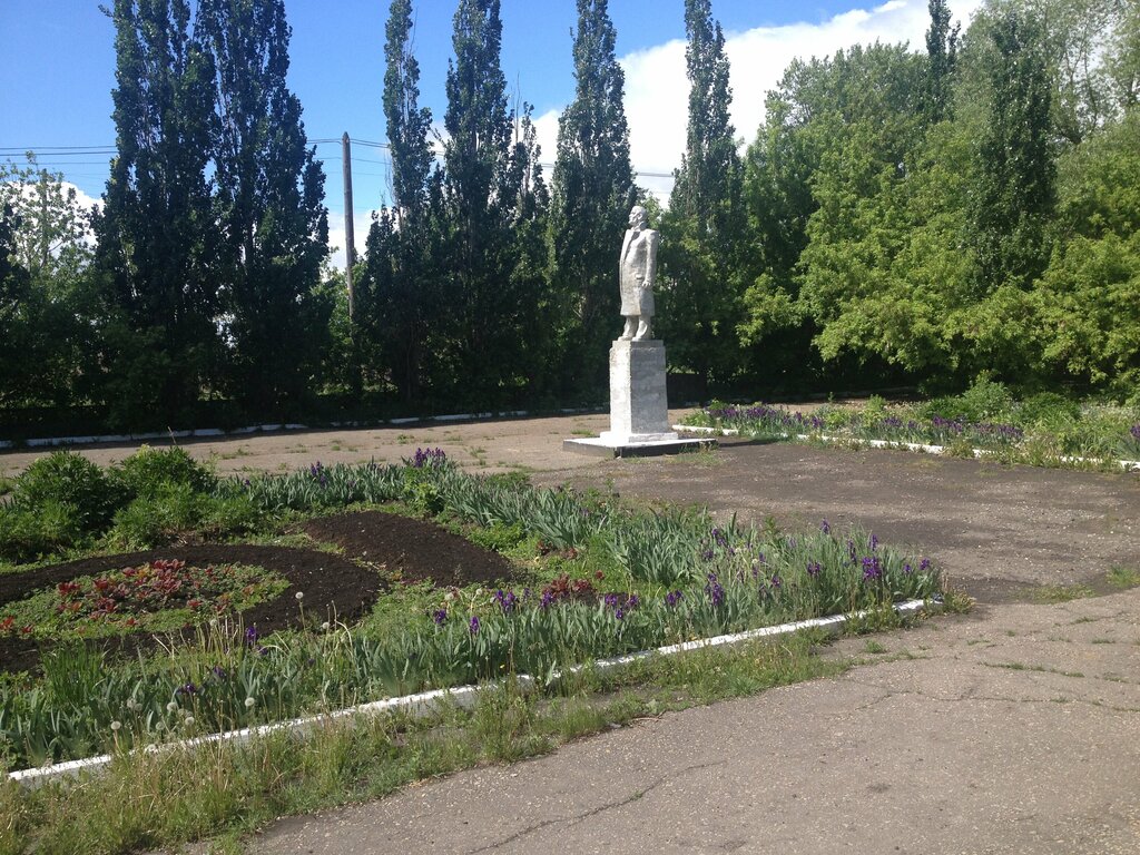 Anıt, heykel Воинам-землякам, погибшим в годы Великой отечественной войны, Omskaya oblastı, foto