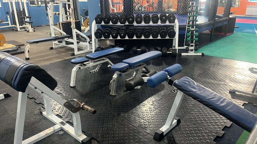 Spor ve jimnastik salonları MegaSport, Izberbash, foto