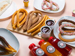 Siempre churros (Krasnykh Komandirov Street No:1А), kahve dükkanları  Yekaterinburg'dan