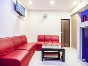 Fabexpress Pratiksha (State of Gujarat, Ahmedabad Sardar Vallabhbhai Patel International Airport), otel  Ahmadabad'dan