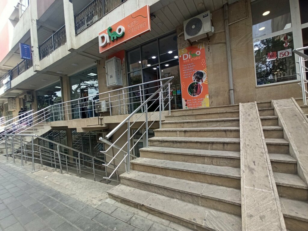 Giyim mağazası Dino, Bakü, foto