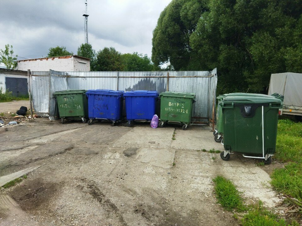 Konteynerler Контейнерная площадка, Vologda, foto