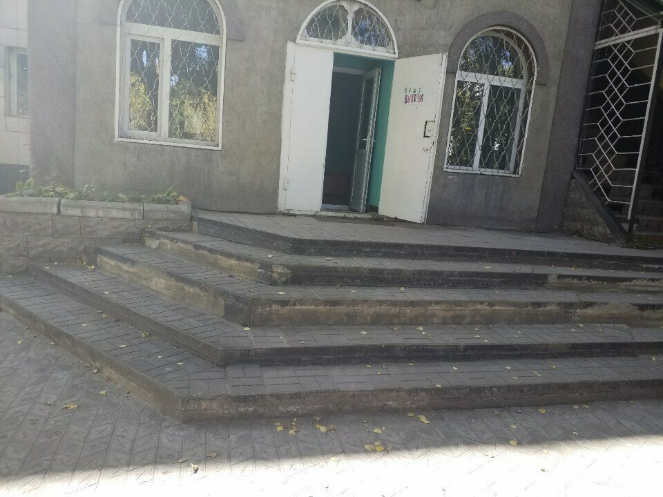 Gıda pazarı Kurdamir, Yekibastuz (Ekibastuz), foto