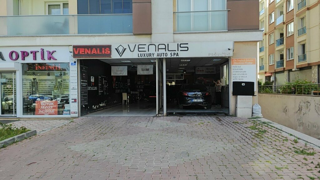 Oto yıkama Venalis Luxury Auto SPA, İstanbul, foto