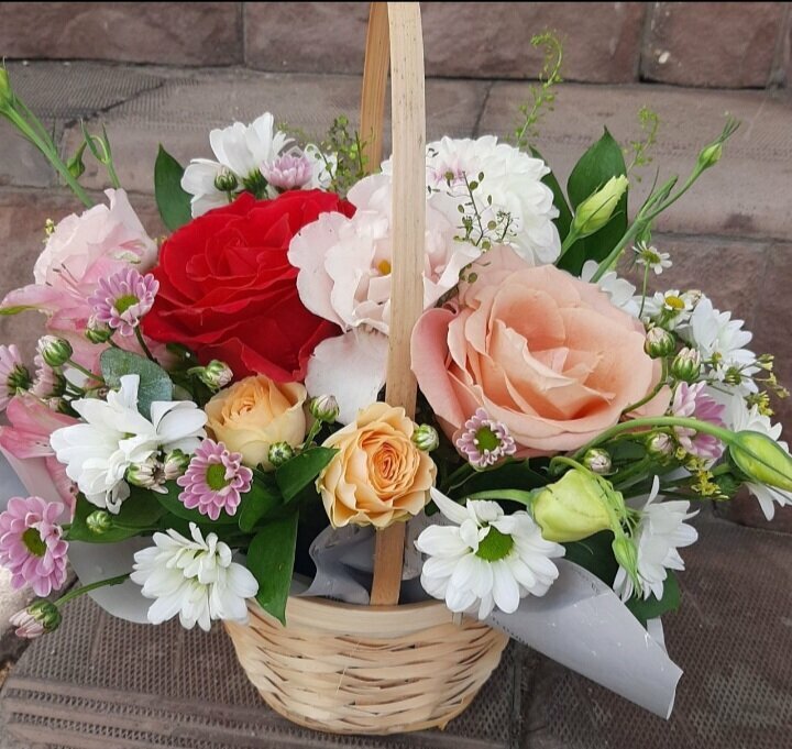 Çiçek teslimatı Букеты и композиции, Moskova ve Moskovskaya oblastı, foto