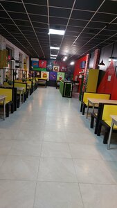 Фастфуд (ulitsa Subry Kishiyevoy No:9, Grozny), fast food  Grozni'den