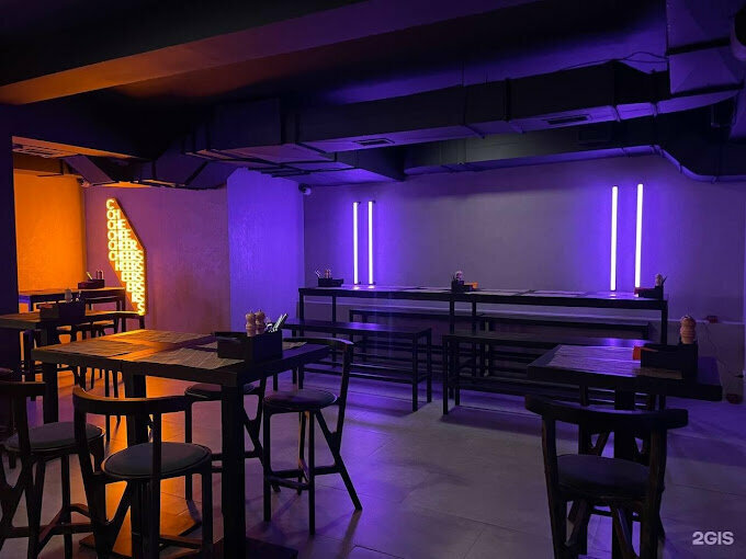 Standup kulübü Stand up Camp, Almatı, foto