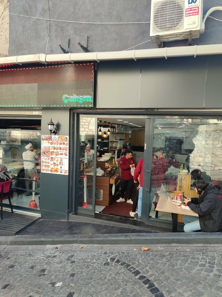 Restoran Nehir Kebap, İstanbul, foto