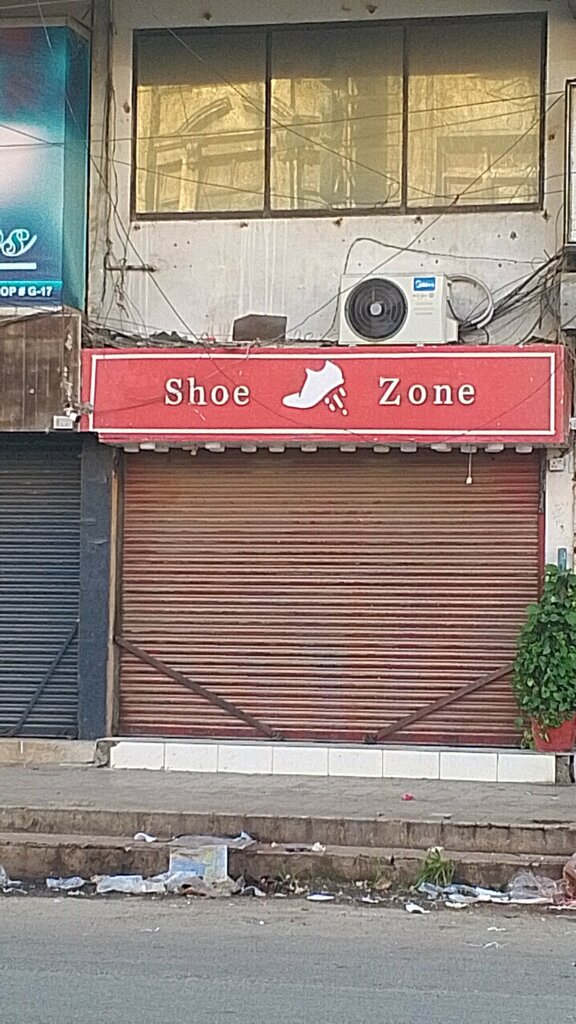 Ayakkabı mağazaları Shoe Zone, Karaçi, foto