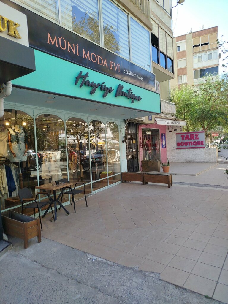 Giyim mağazası Hayriye Boutique, İzmir, foto