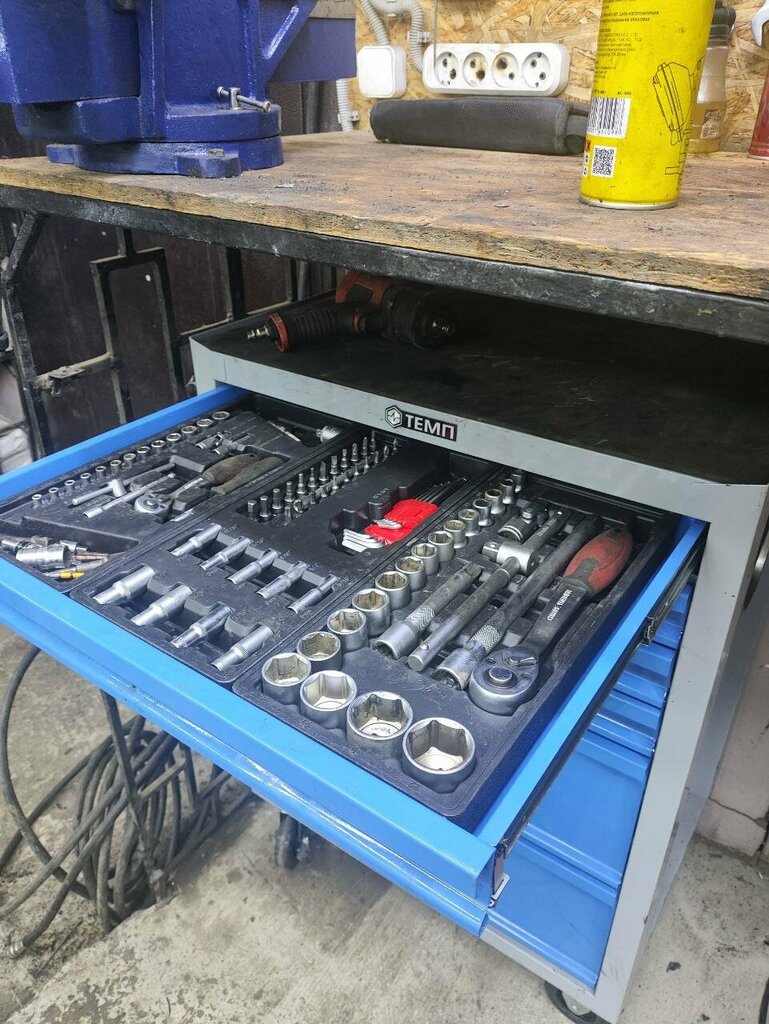 Otomobil servisi GLService, Krasnoyarsk, foto
