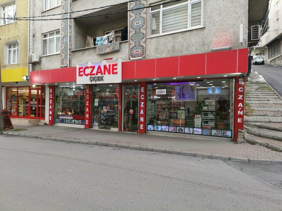 Eczaneler Çiçek Eczanesi, İstanbul, foto