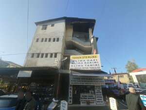 Oto Vites (Maltepe Mah., Serçe Kale Sok., No:13C, Zeytinburnu, İstanbul), otomobil servisi  İstanbul'dan
