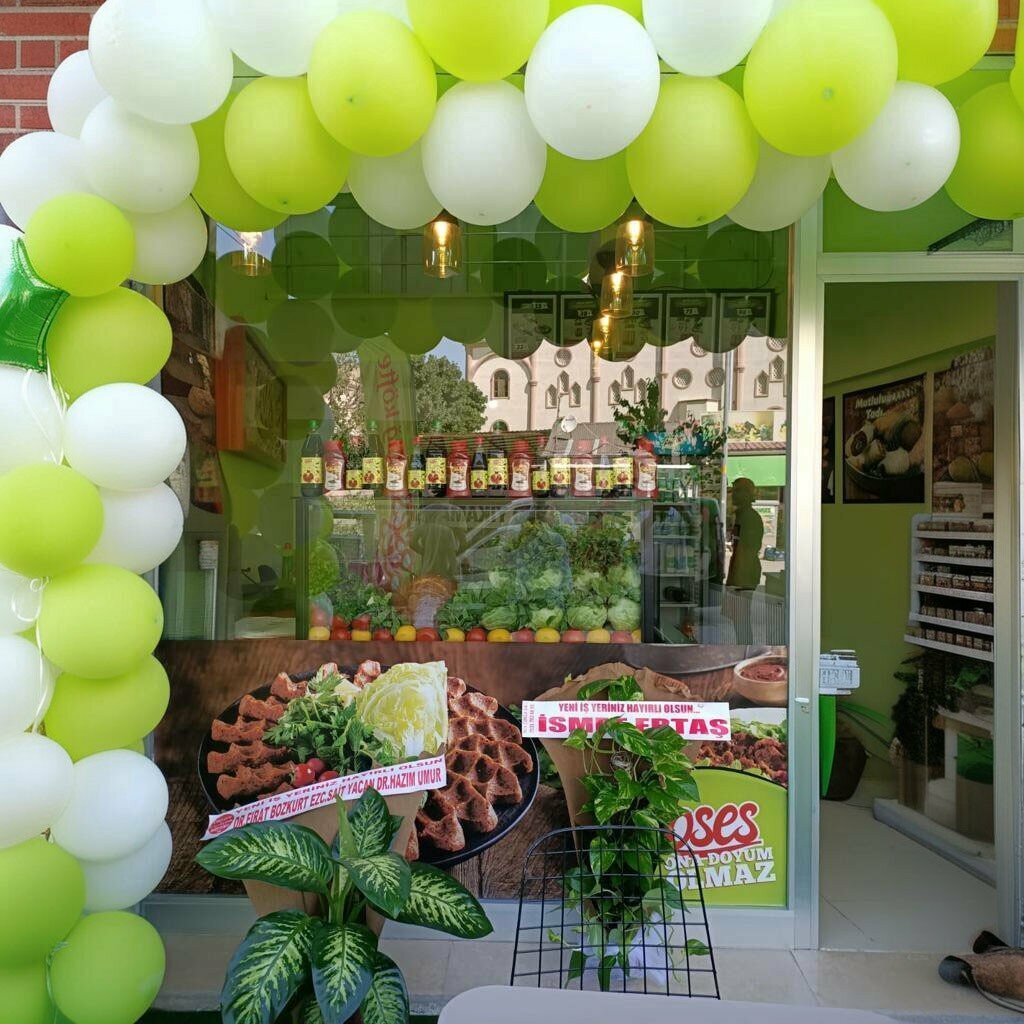 Restoran Oses Çiğköfte Van, Van, foto