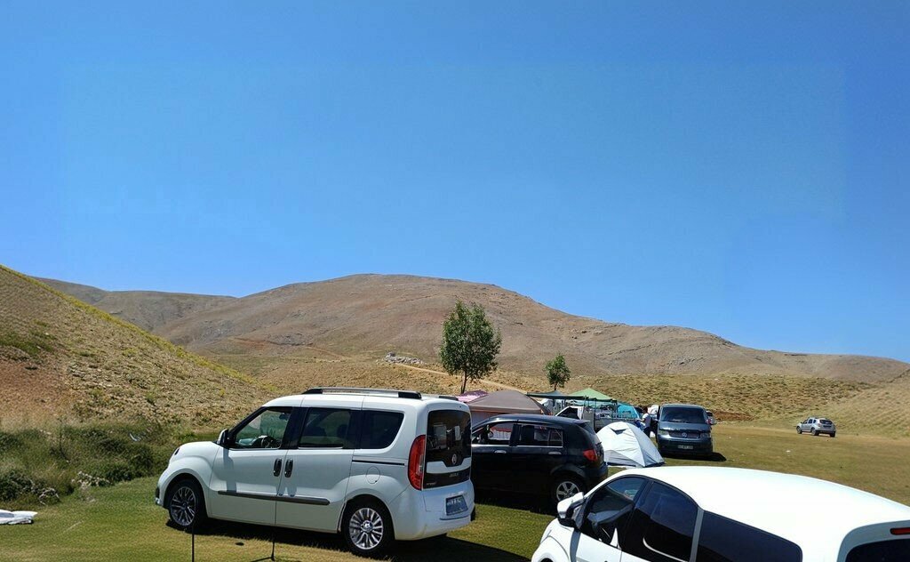 Kamp alanları Sultan Hanım Ceşmesi Egrigöl, Gündoğmuş, foto