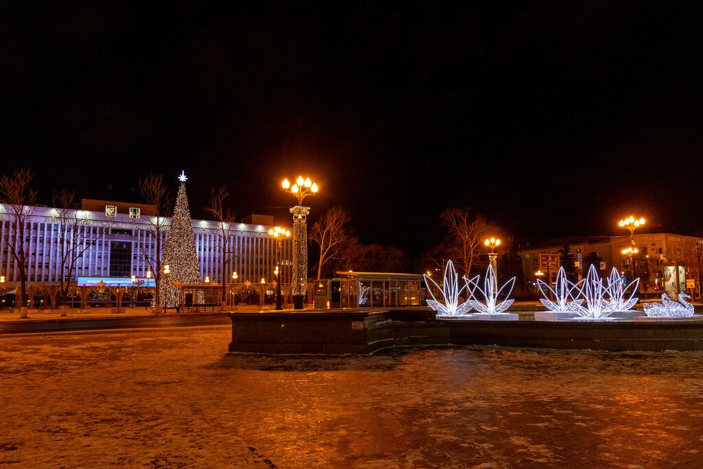 Çeşme Fountain, Sakhalinsk, foto
