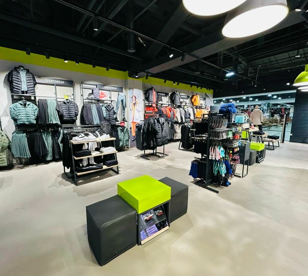 Spor mağazaları Demix, Kurgan, foto