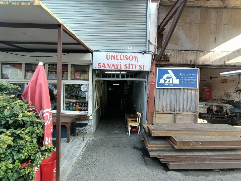 Otomobil servisi Ünlüsoy Sanayi Sitesi, İstanbul, foto