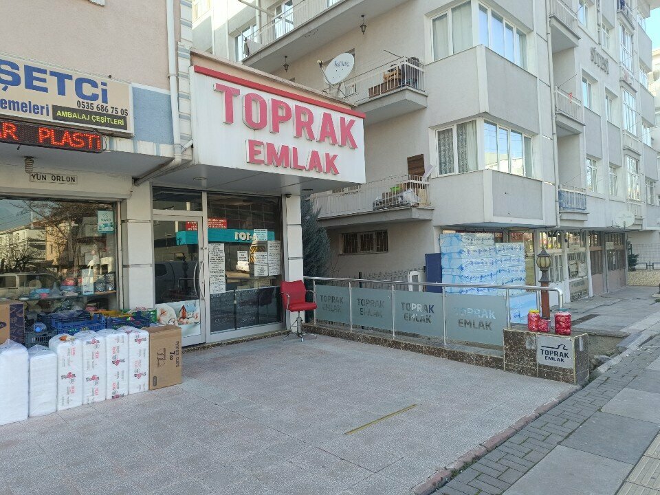 Emlak ofisi Toprak Emlak, Ankara, foto