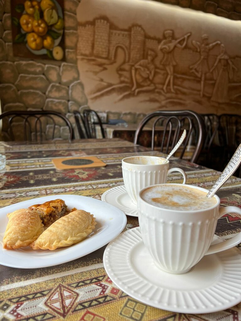 Kafe У родника, Derbent, foto