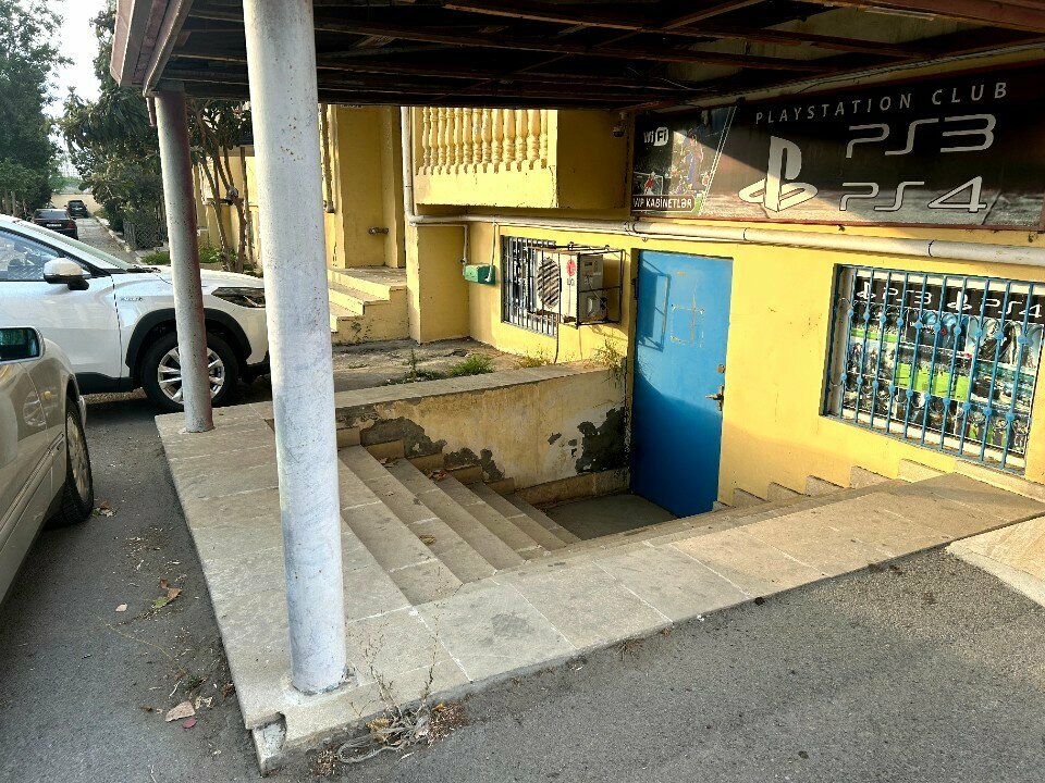 Oyun salonları Playstation Club, Bakü, foto