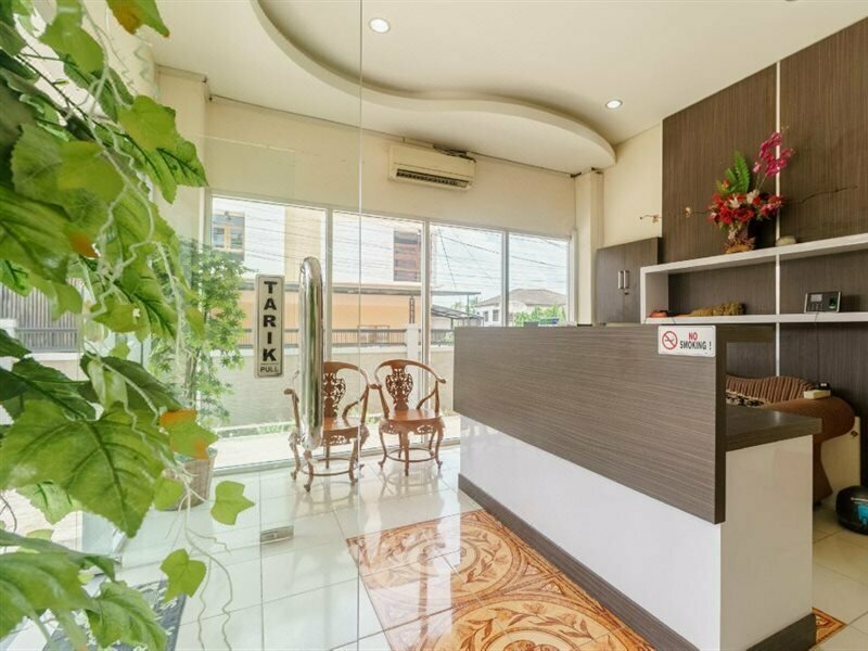 Otel RedDoorz @ Jalan Jenderal Sudirman Palembang 2, Palembang, foto