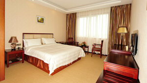 Hotel Boulevard (Léon-Mba International Airport), otel  Libreville'den