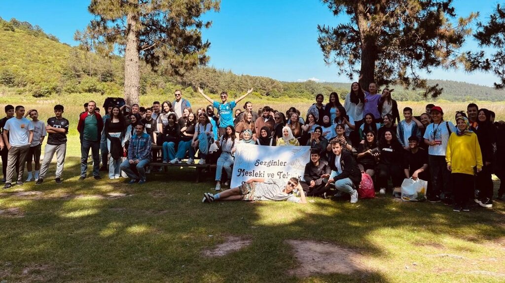 Lise Sezginler Mesleki Ve Teknik Anadolu Lisesi, Adapazarı, foto