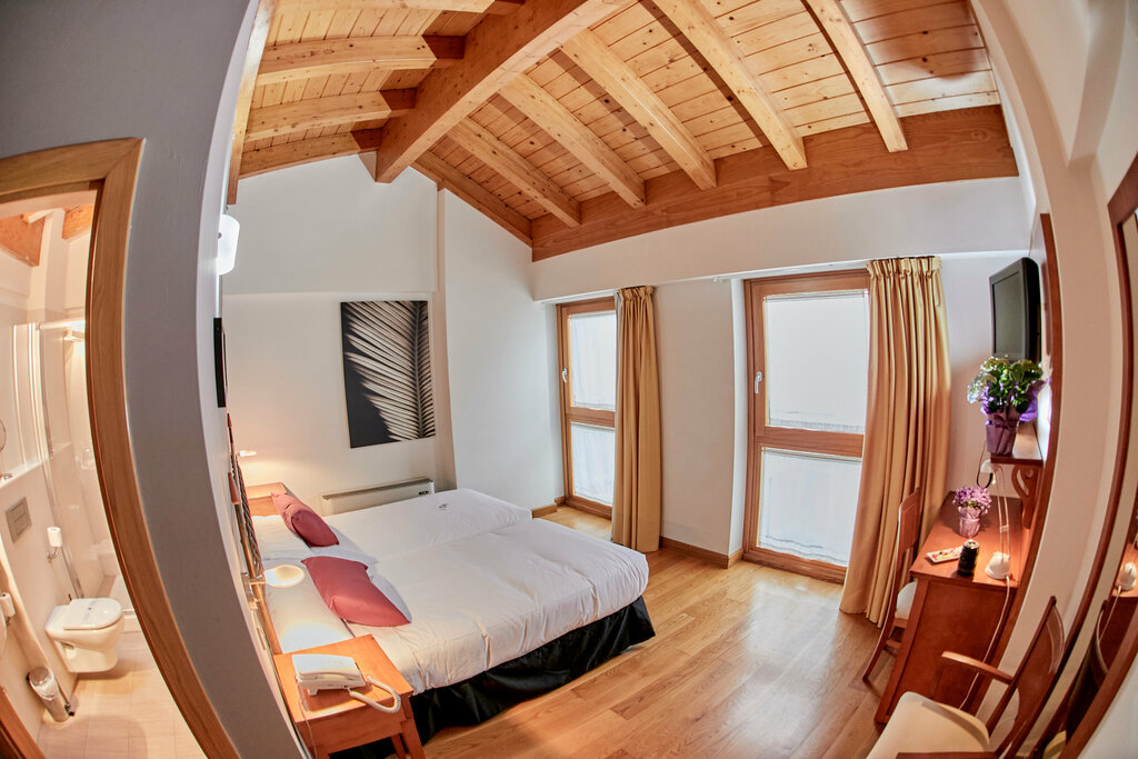 Otel Hotel Casa Azcona, Navarra, foto
