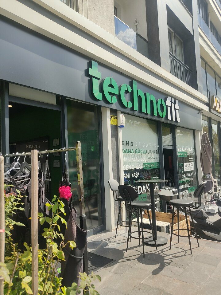 Fitness kulüpleri TechnoFit, İstanbul, foto