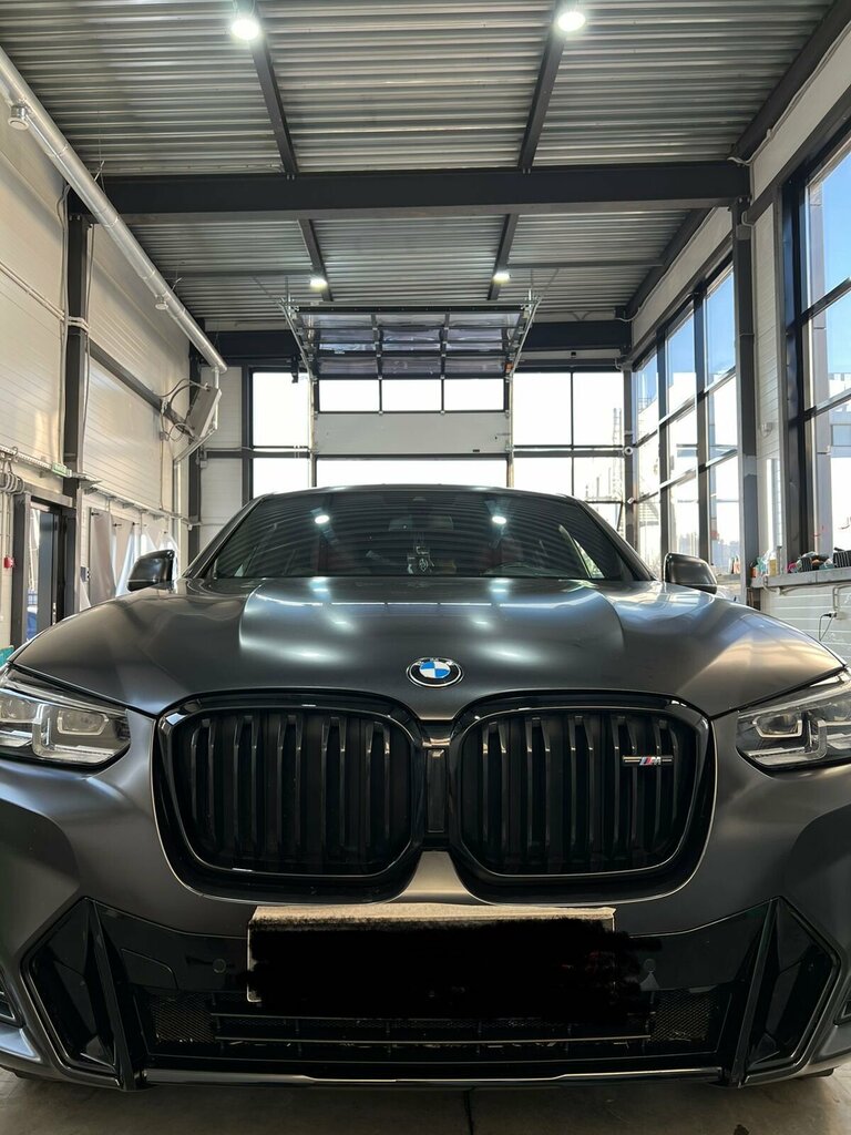 Otomobil satış galerileri Автосалон на Южном, Naberejniye Çelny (Yar Çallı), foto