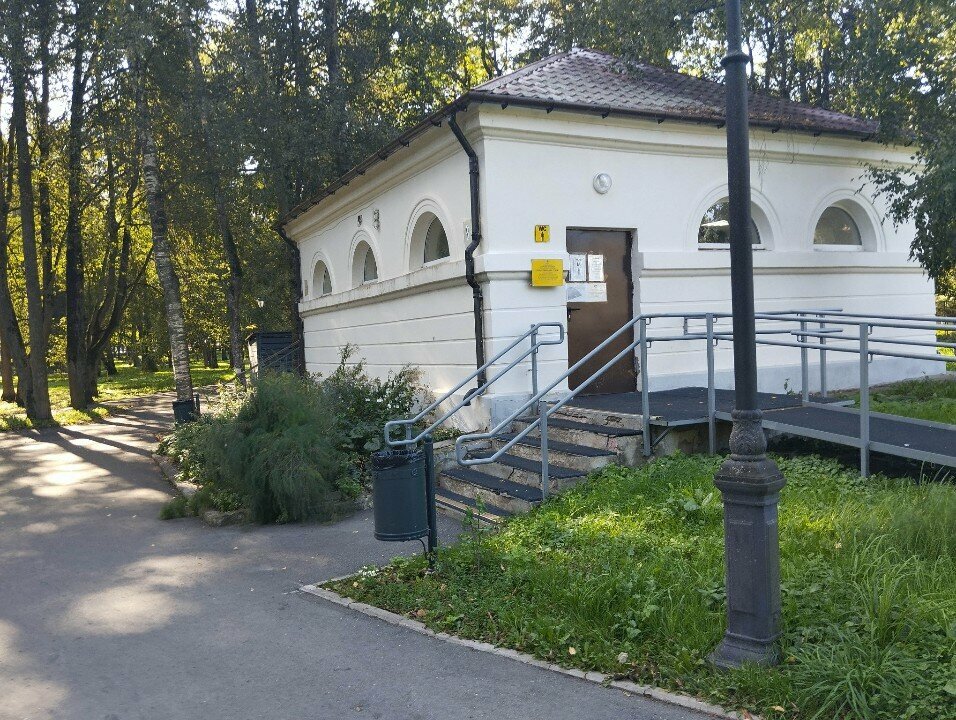 Tuvalet Туалет, Velikiy Novgorod, foto