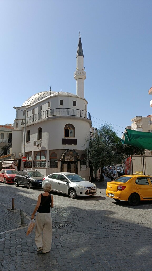 Cami Goncalar Cami, İzmir, foto
