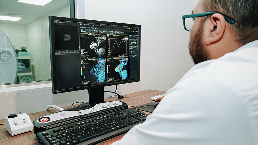 Manyetik rezonans görüntüleme Resoscan Centro de resonancia magnetica, Lima, foto