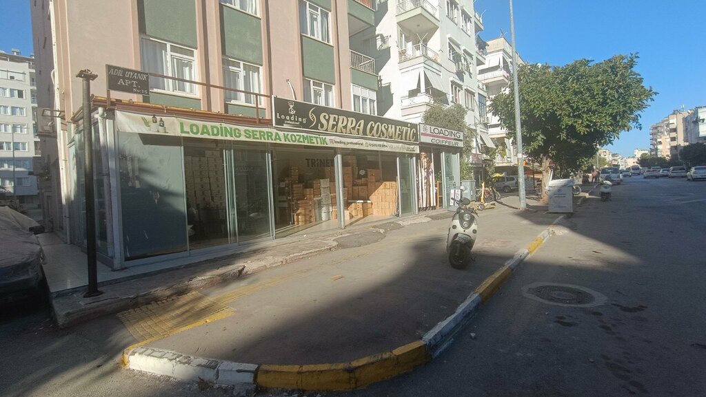 Kozmetik ve parfümeri mağazaları Loading Professional, Antalya, foto