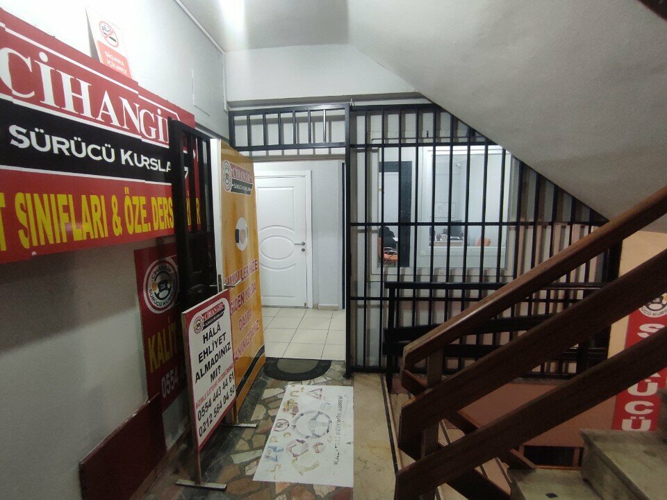 Sürücü kursları Cihangir Sürücü Kursu, İstanbul, foto