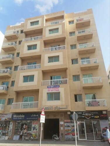 Adlandırılmış bina Loussane Building, Dubai, foto