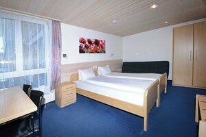 Hotel Garni Rössli (St. Gallen, Romanshornerstrasse, 10), otel  St. Gallen'den