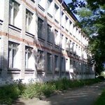Средняя школа № 2 (ulitsa Gagarina No:46), ortaokul  Gryazovets'ten