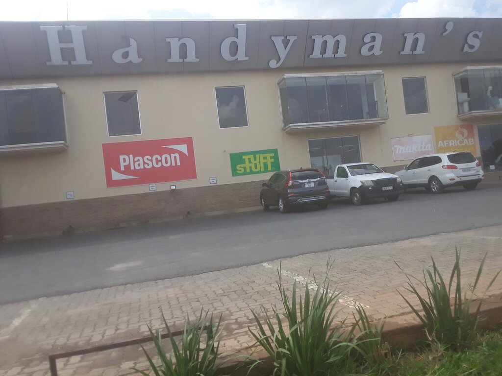 Yapı malzemeleri pazarı Handyman's Paradise, Lusaka, foto