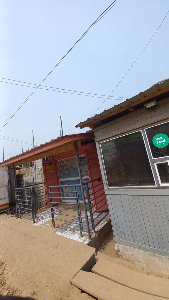 Kantin, yemekhane Dianylee food joint, Akra, foto