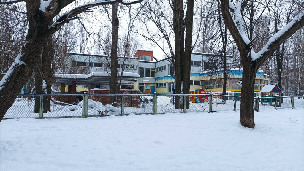 Anaokulları Yasli-sad Zhiraffiki, Tolyatti (Togliatti), foto